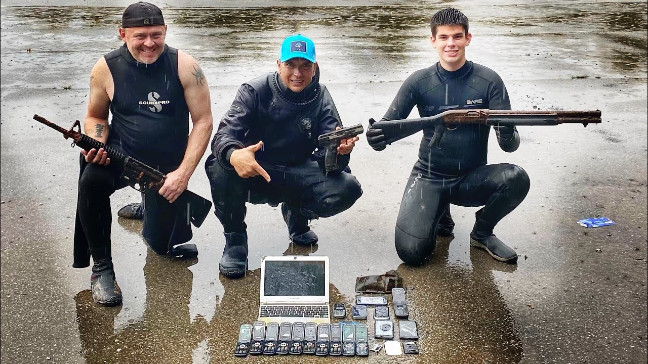 I discovered stolen treasure while diving! 🔍