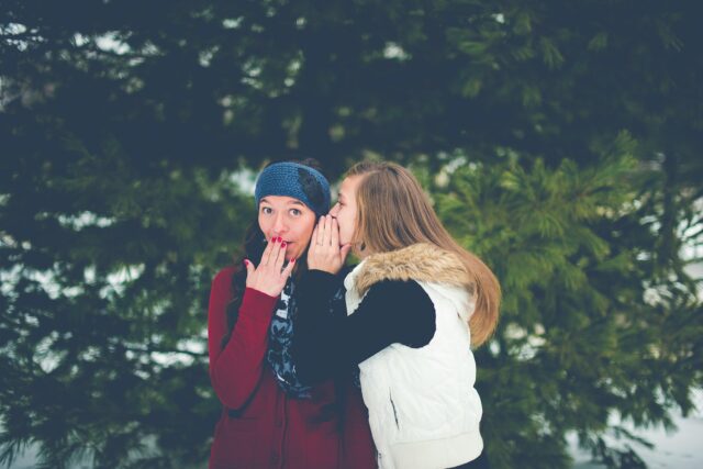 16 sentences that scream ‘I’m a gossip’