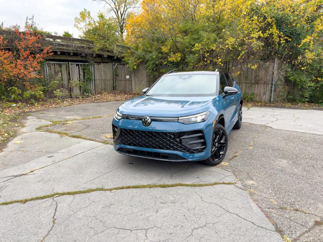 2025 VW Tiguan SE R-Line 4Motion: More of Almost Everything