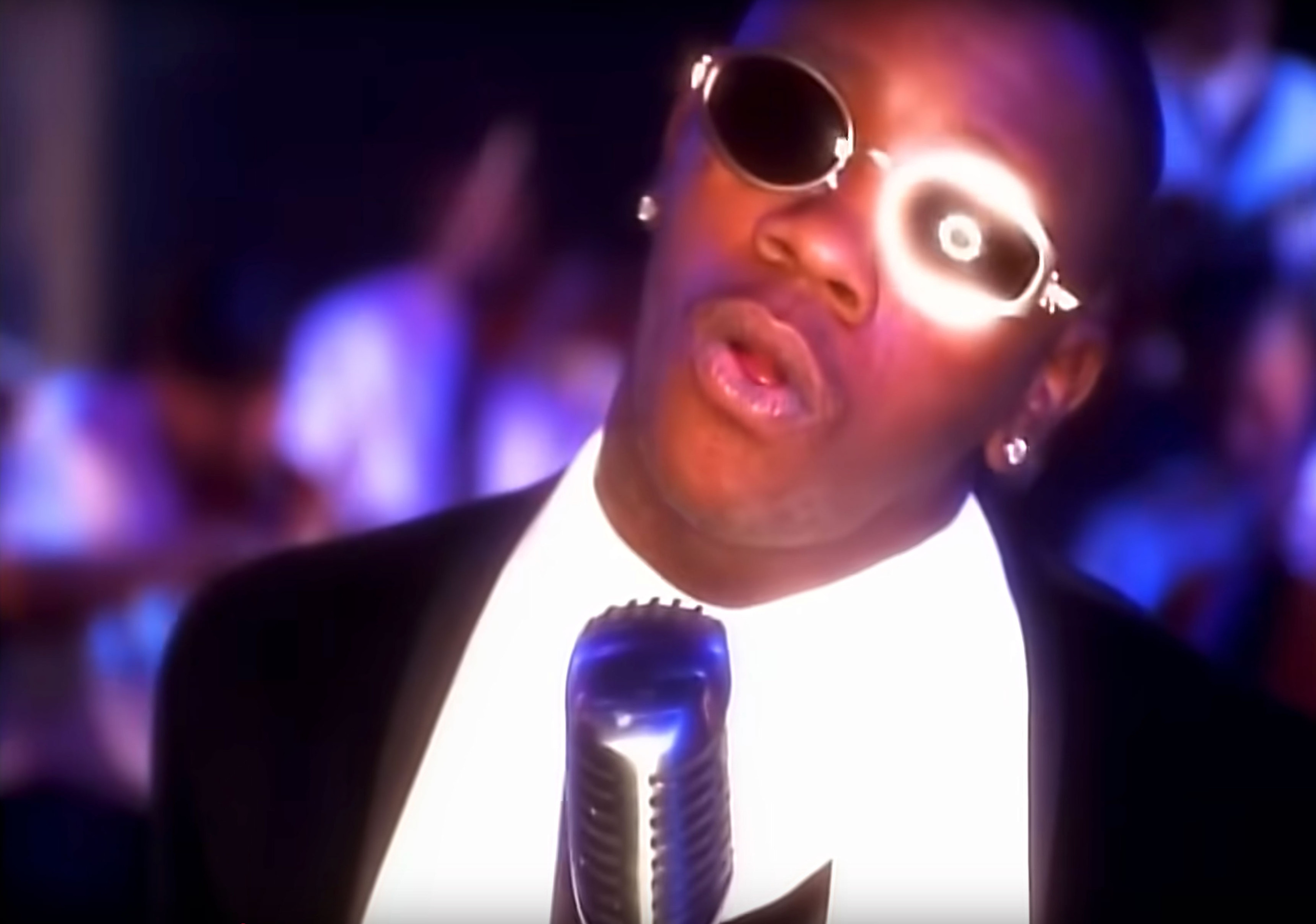 25 classic R&B jams that belong on every wedding playlist