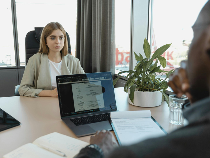 15 Moments That Show Kindness Is Our Greatest Power—Not Our Weakness