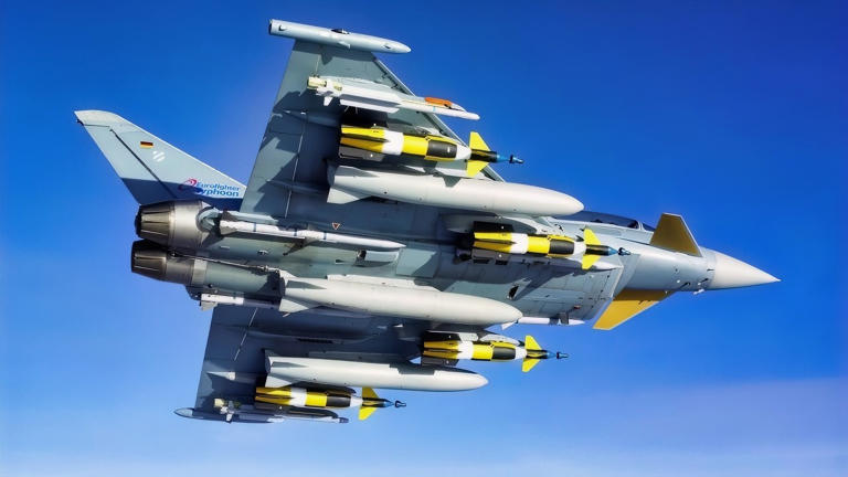 German pilots 'shot down' F-22 Raptors in 2012 — they also admitted ...