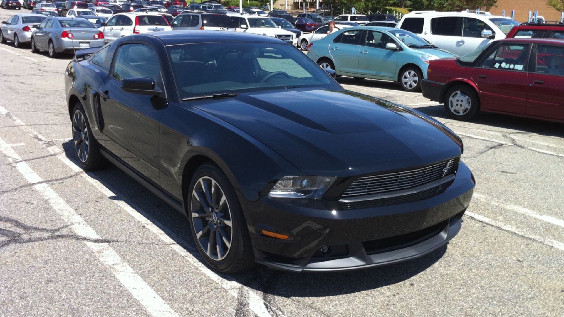 The 20 Cheapest Cars You Can Get With A V8 Engine