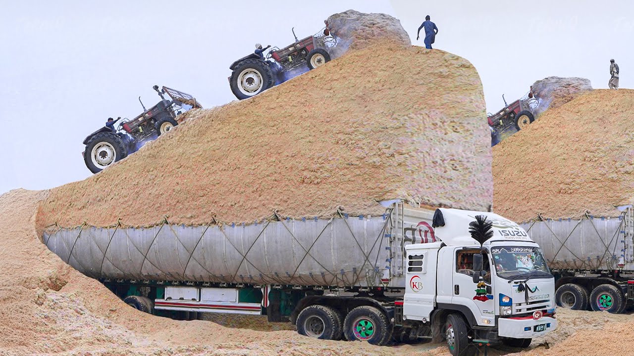 Innovative trucking solution in Pakistan for transporting sugarcane waste