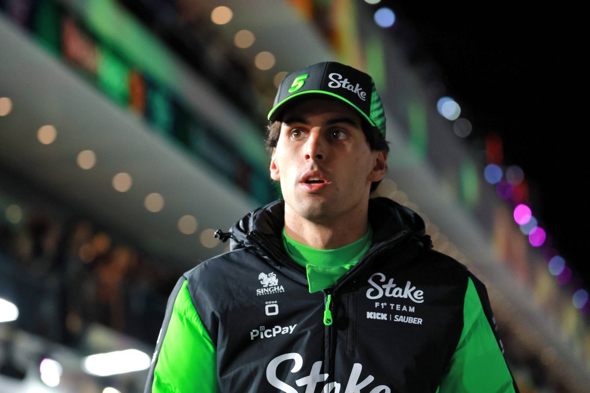 Bortoleto leads the way as first F1 2026 helmet design revealed