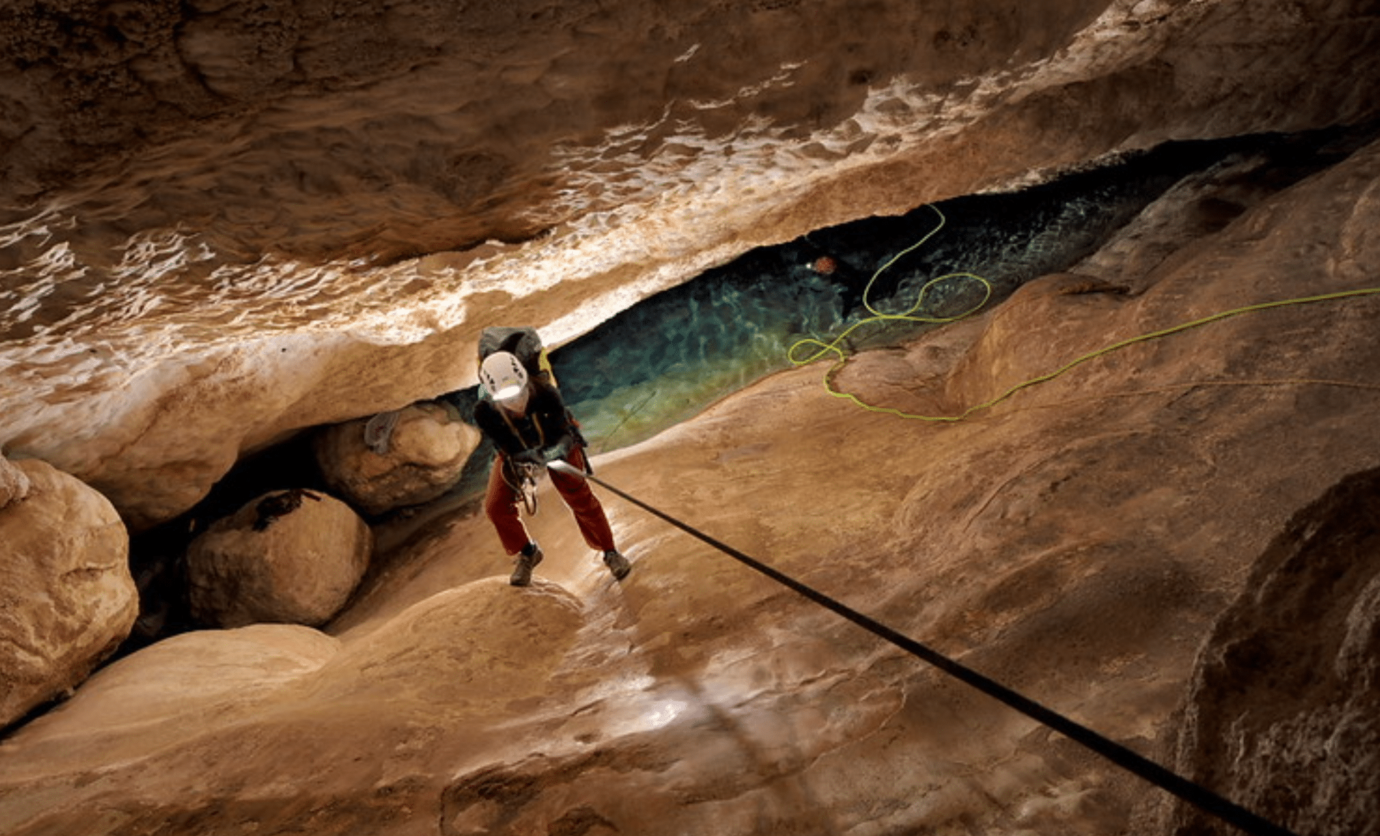 Scientists Dived Deep in a Nevada Cave and Made a 580,000-Year-Old ...