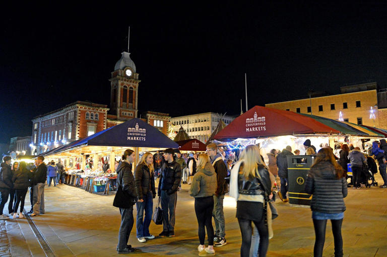 "A huge success" Pictures show thousands gather in Chesterfield town ...