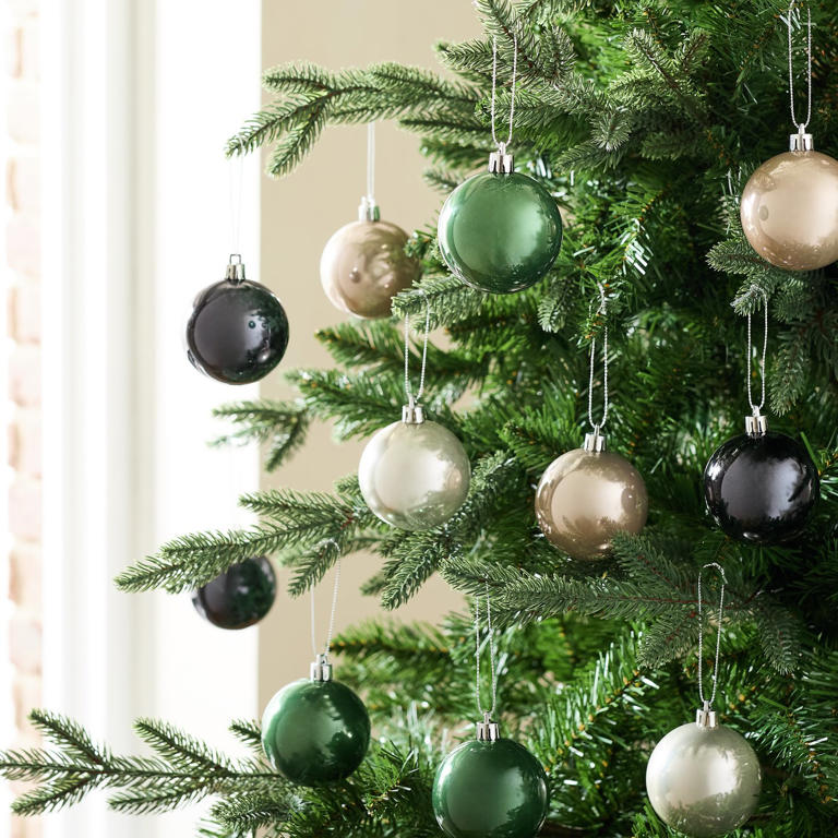 Kristen Bell’s ‘Wicked’ tree is so good I can’t stop thinking about it ...