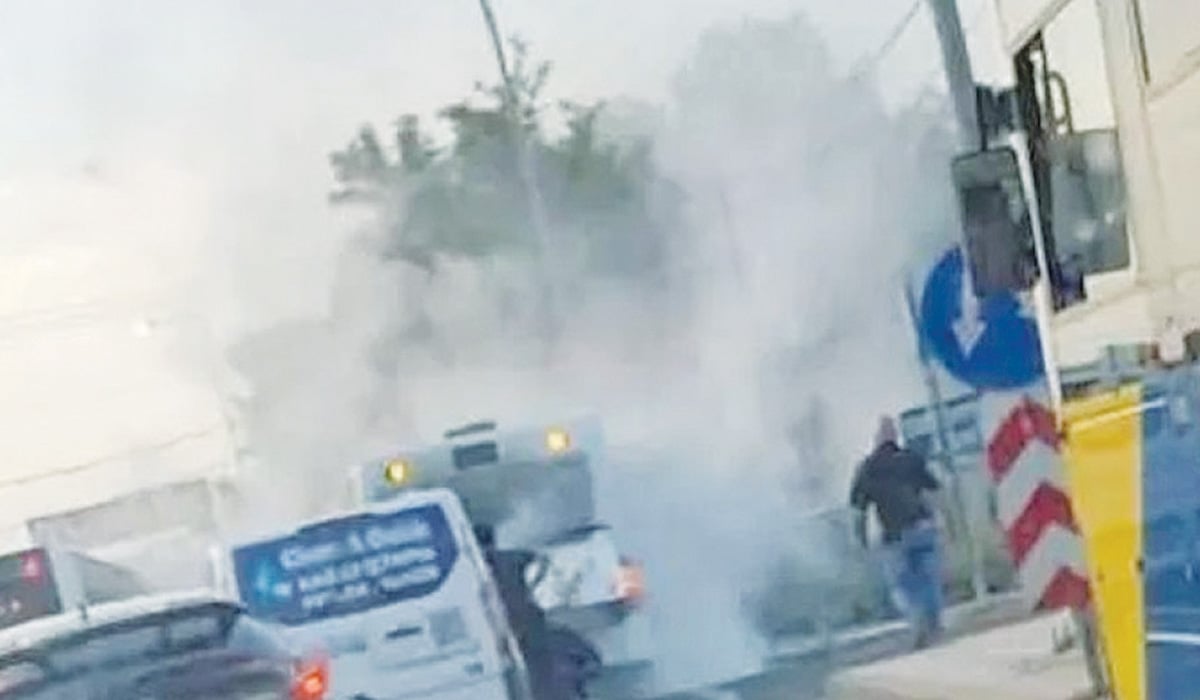 Θεσ/νικη: Τι λέει ο ΟΑΣΘ για τη φωτιά που ξέσπασε σε λεωφορείο