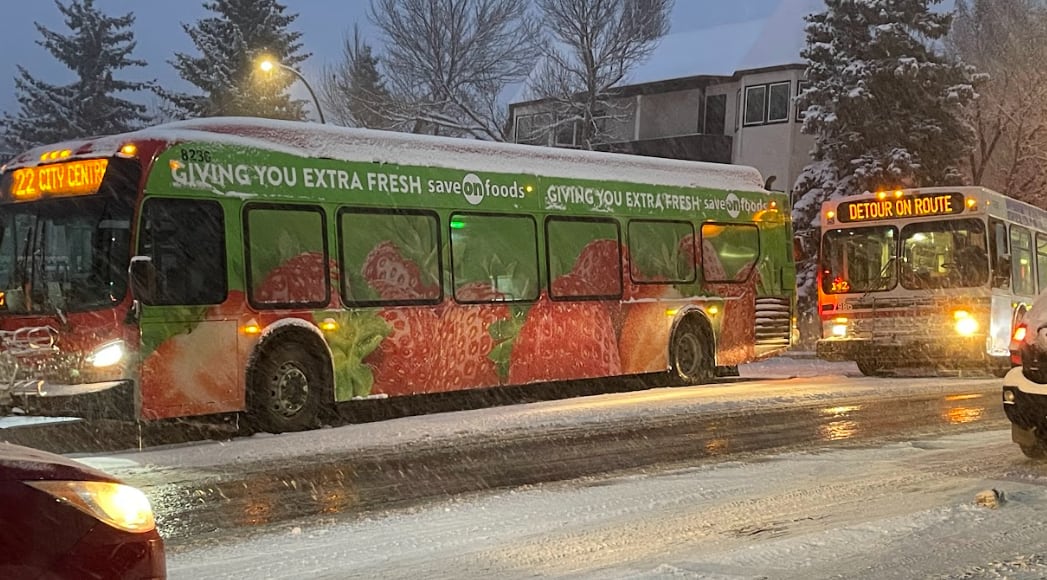 Snowfall creates slippery driving conditions in Calgary