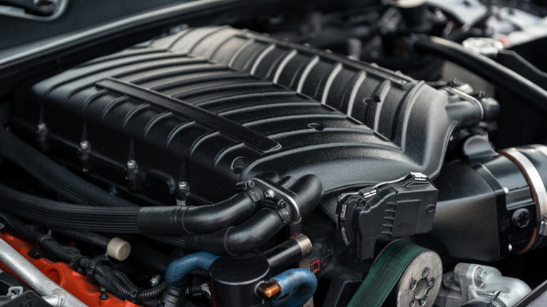 The Pros And Cons Of 8-Cylinder Engines