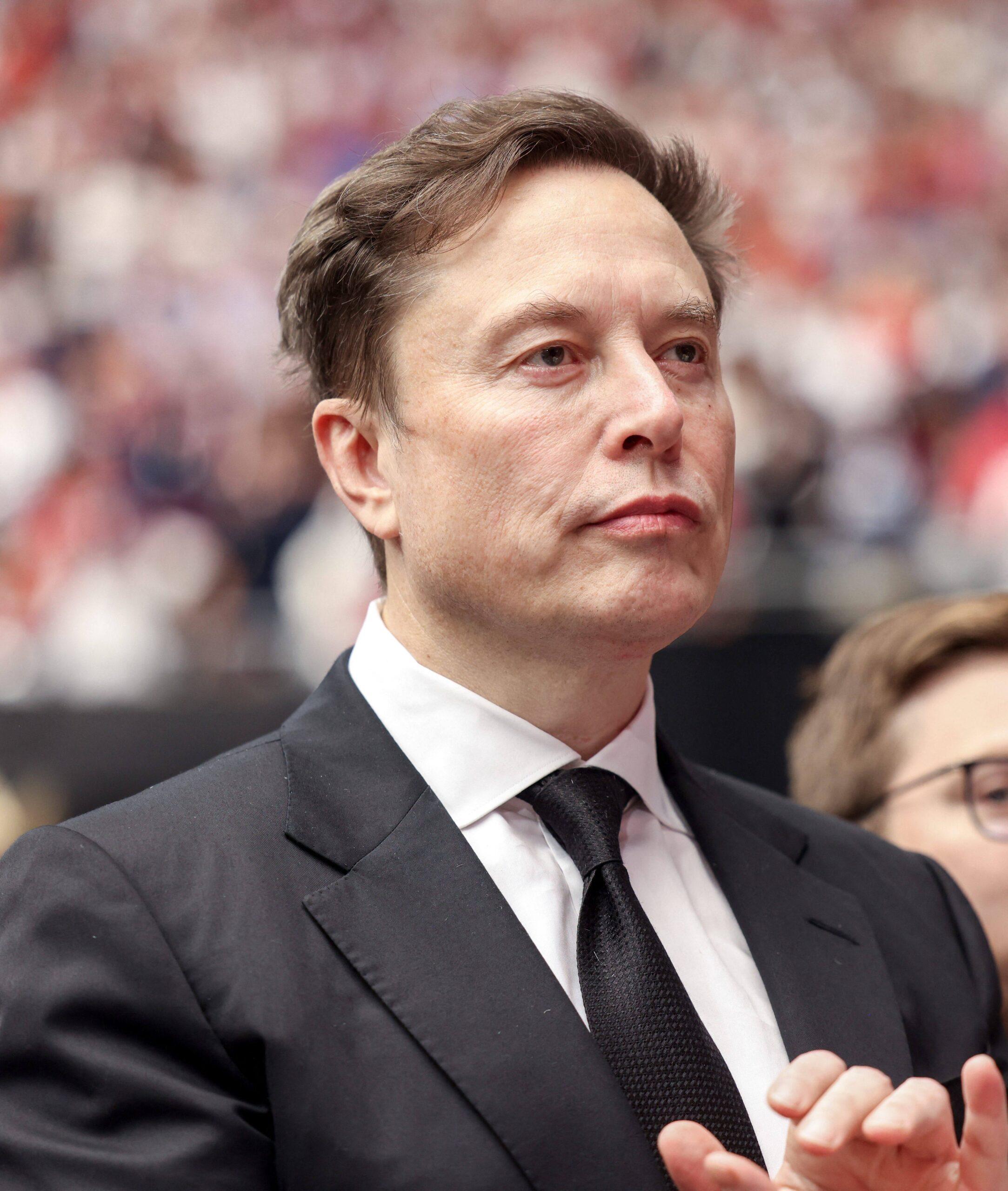 Elon Musk to seek full custody of son out of fear of baby mama Ashley ...