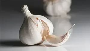 Garlic is like medicine, but only if you eat it this way – Dr. Maya ...