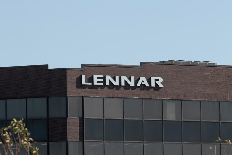 Lennar lowered to market perform at Citizens after underwhelming Q4
