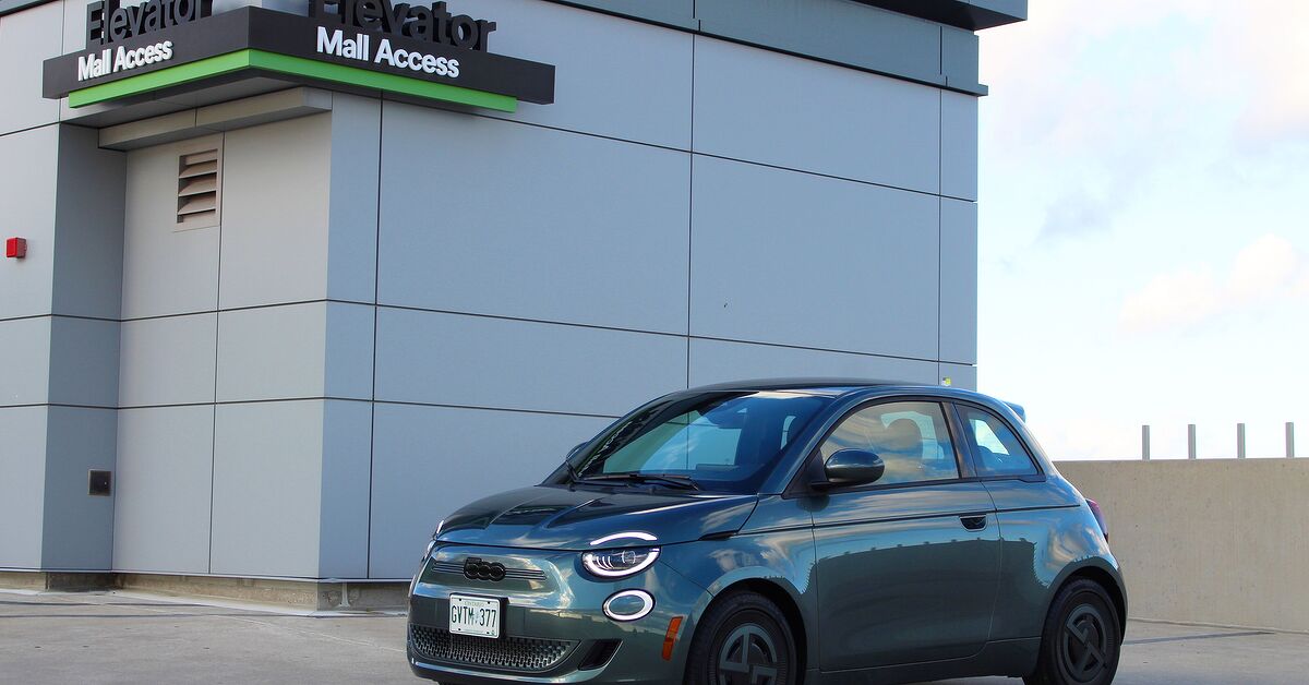 2025 Fiat 500e Giorgio Armani Collectors Edition Review