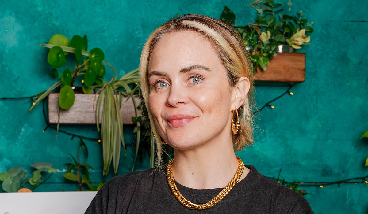 Joanne McNally praised for 'honest' answer about having a baby