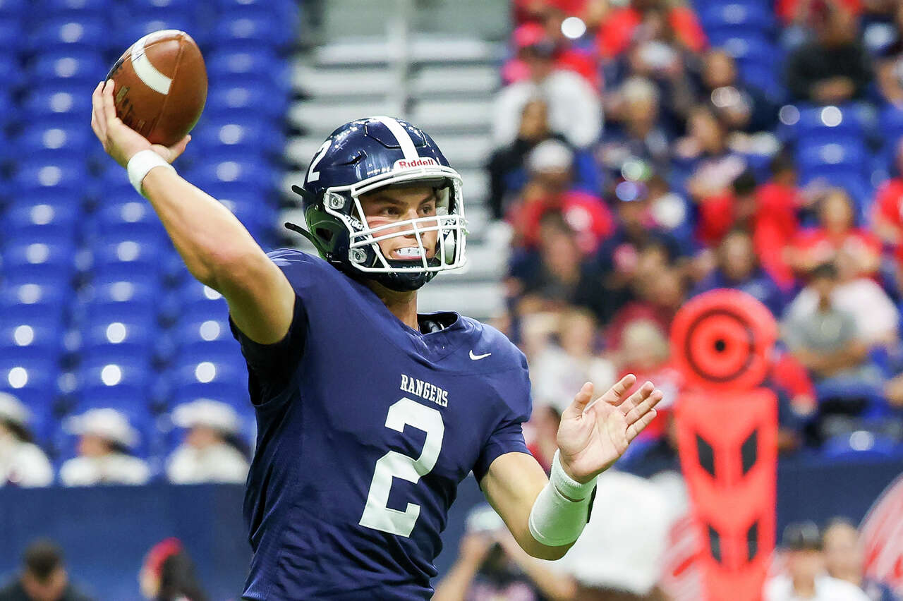 Smithson Valley's Knutson, Pieper's Springer named E-N football Players ...