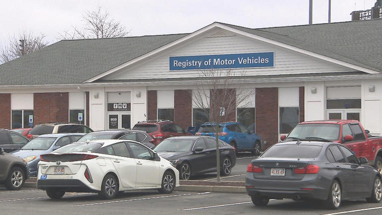 RMV warns of text scam threatening Massachusetts drivers over "unpaid ...