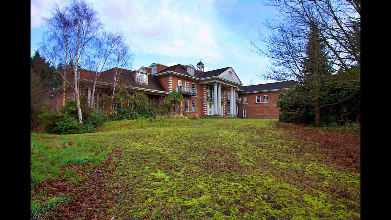 Inside Britain’s forgotten billionaire mansions