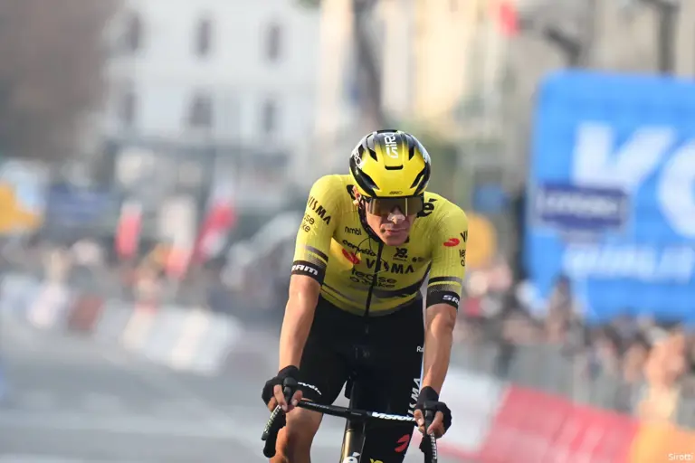 Why Attila Valter left Visma | Lease a Bike – and what Cian Uijtdebroeks found at Movistar