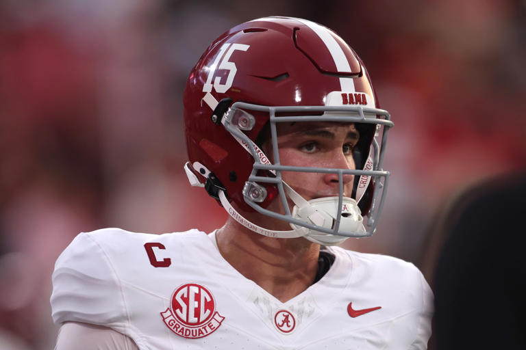 Alabama QB Ty Simpson Announces Career News Amid College Football Season