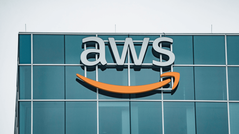 Amazon Web Services (AWS) invertirá 50 mil mdd en infraestructura de cómputo para el gobierno de ...
