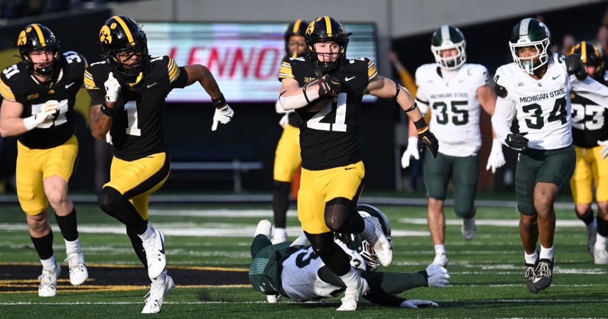 Kaden Wetjen honored for the third time this season