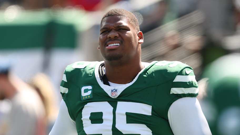 Cowboys' Quinnen Williams updates status after injury scare vs. Eagles