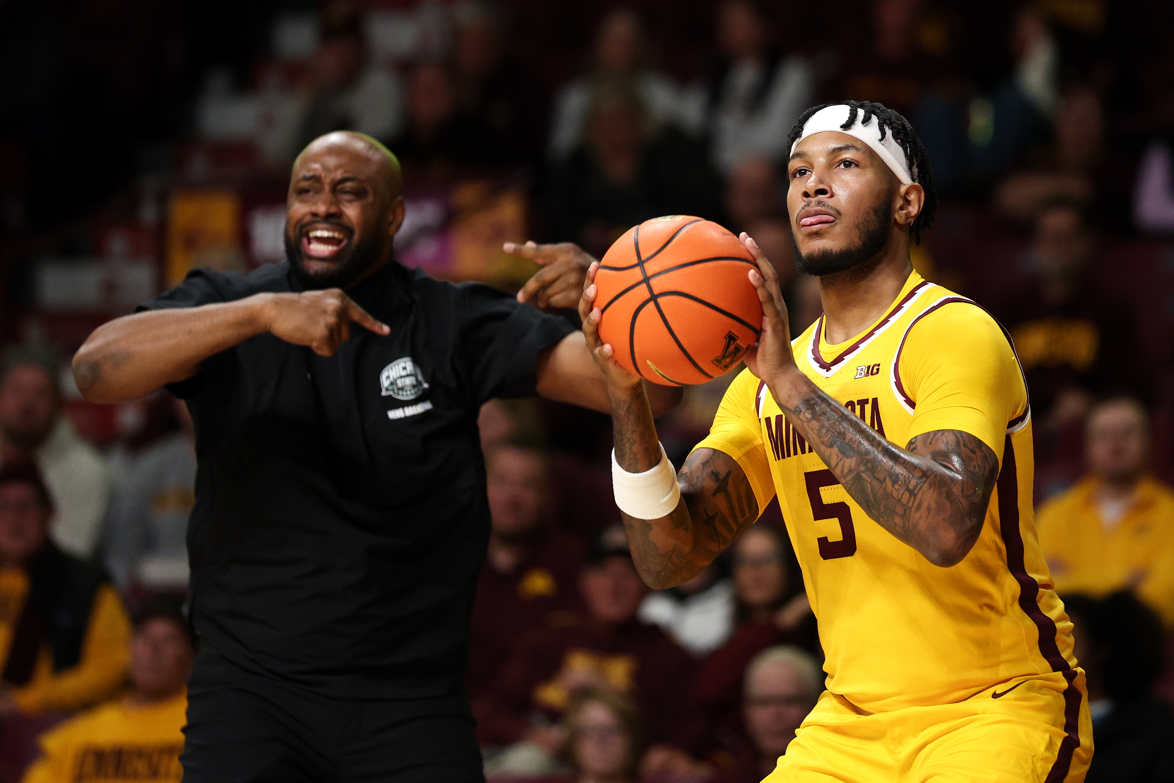 Gopher basketball loses 77-65 in Sioux Falls to San Francisco