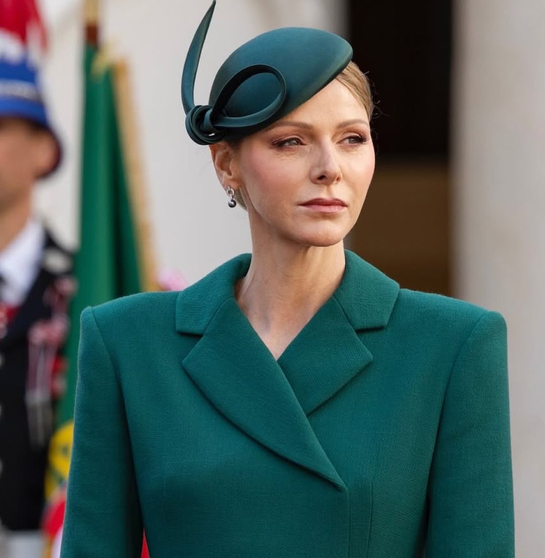 Princess Charlene Ends Her Suit Streak in Another Princess Kate ...