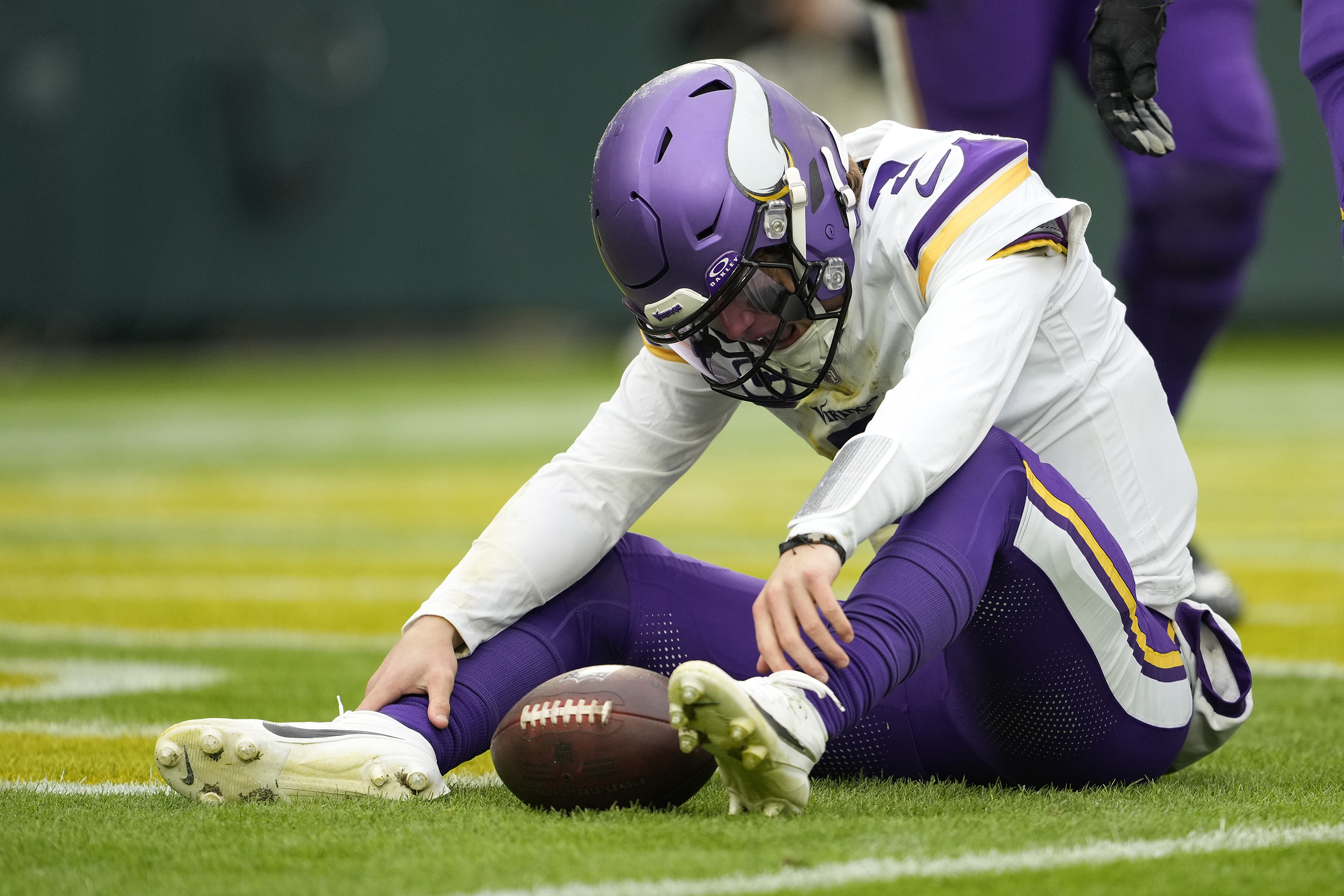 Vikings QB J.J. McCarthy enters concussion protocol; status for Seattle ...