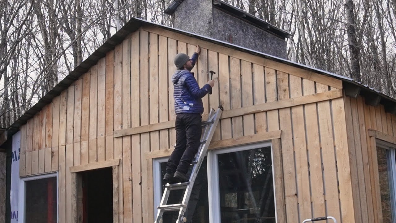 Renovating an abandoned sugar shack | Ep. 4 | Starting board & batten ...