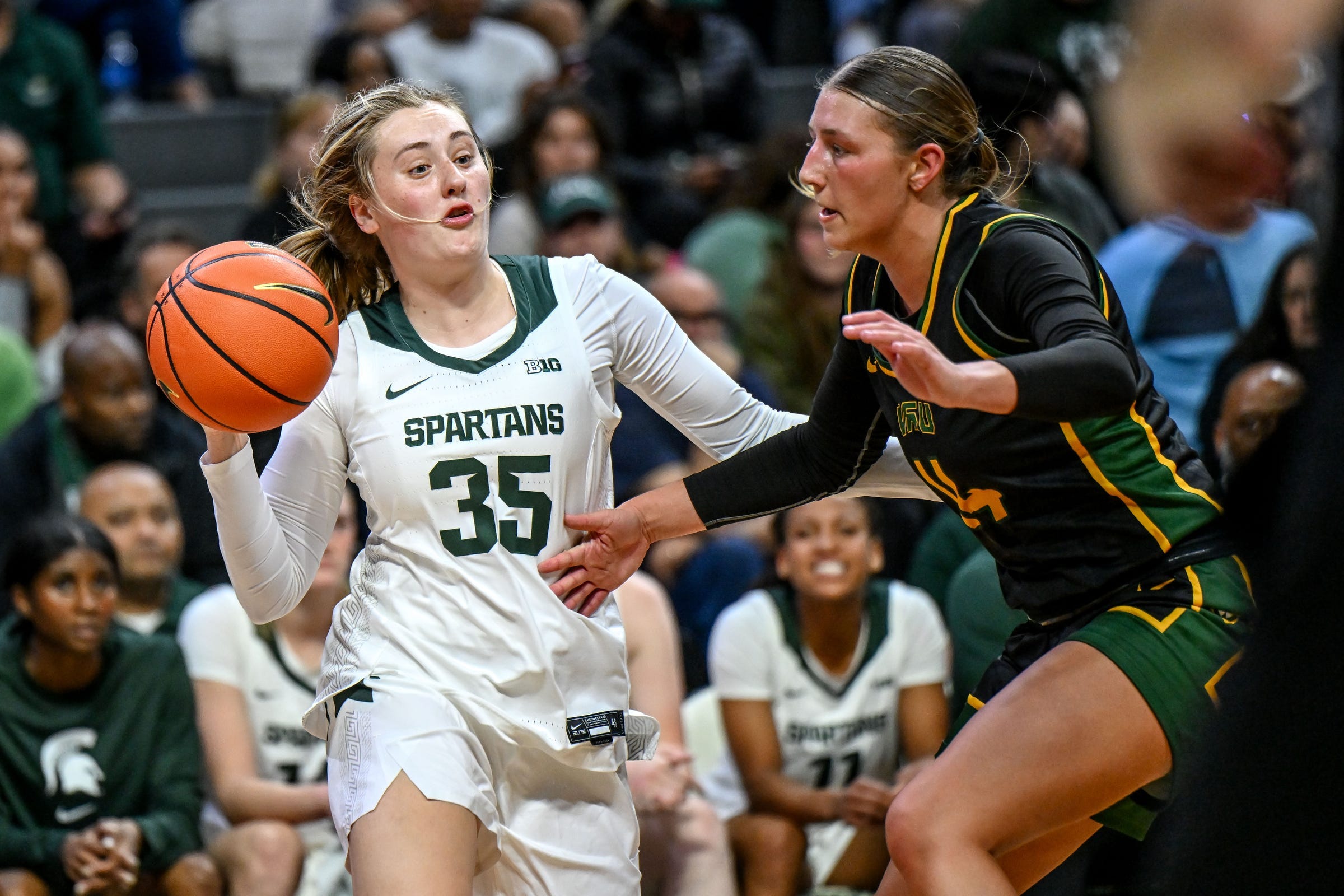 MSU women's basketball up two spots to No. 20 in latest AP poll