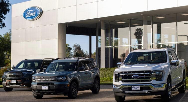 Seatbelt Recall Proves Tough on Canadians, Ford Stock (NYSE:F ...