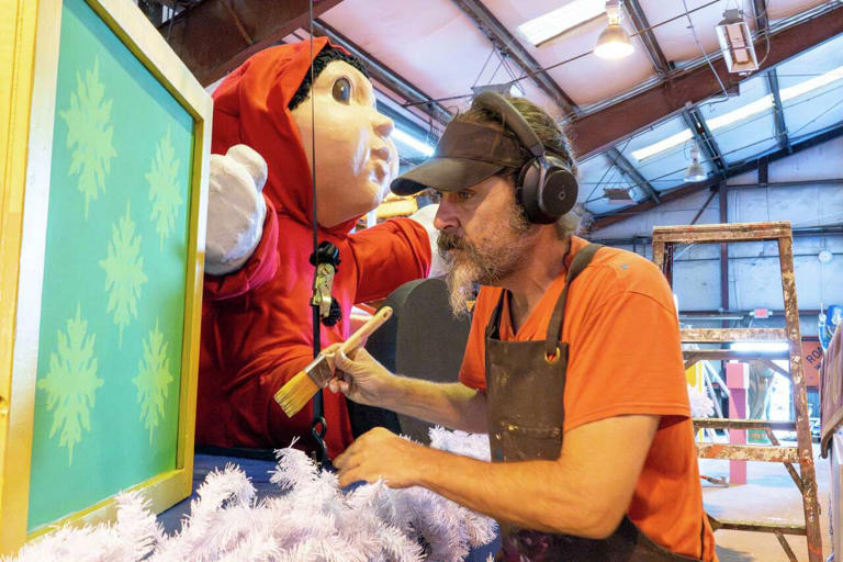 H-E-B Thanksgiving Day Parade unveils floats, route and new balloons