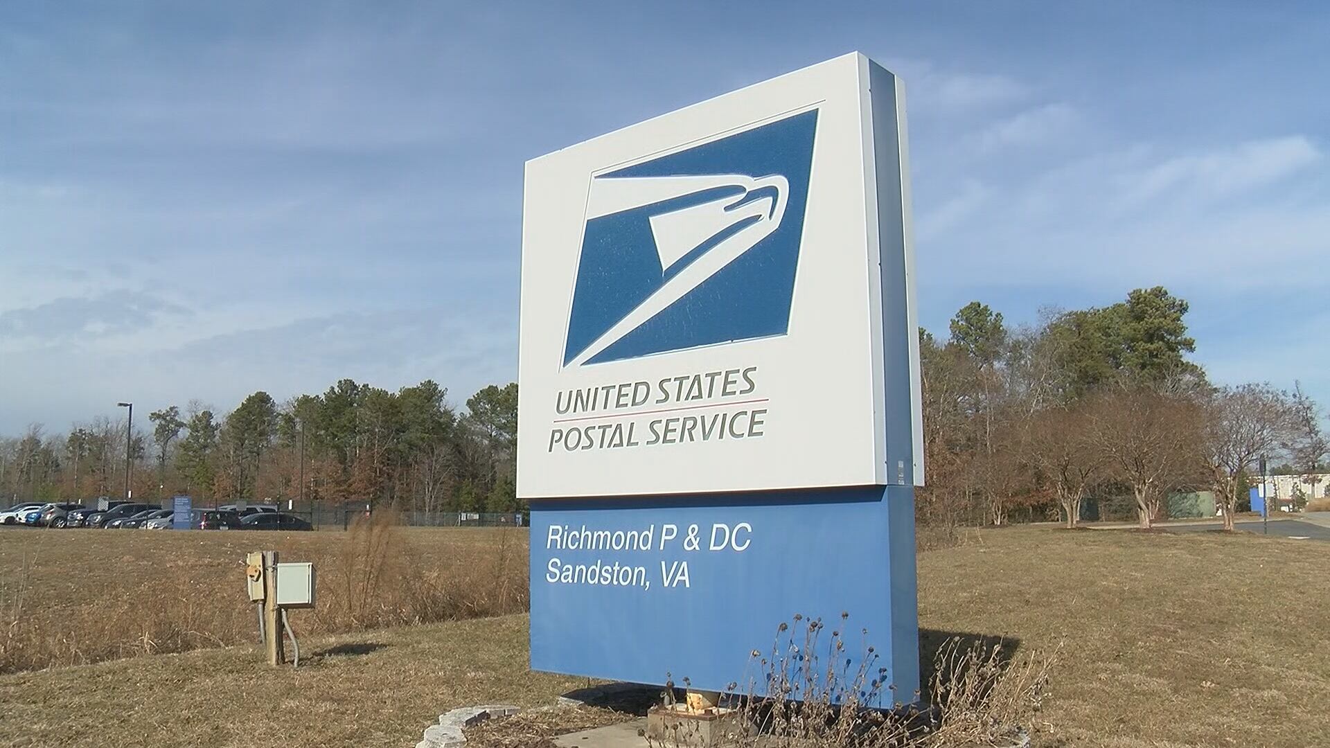 USPS announces holiday shipping deadlines as busy season approaches