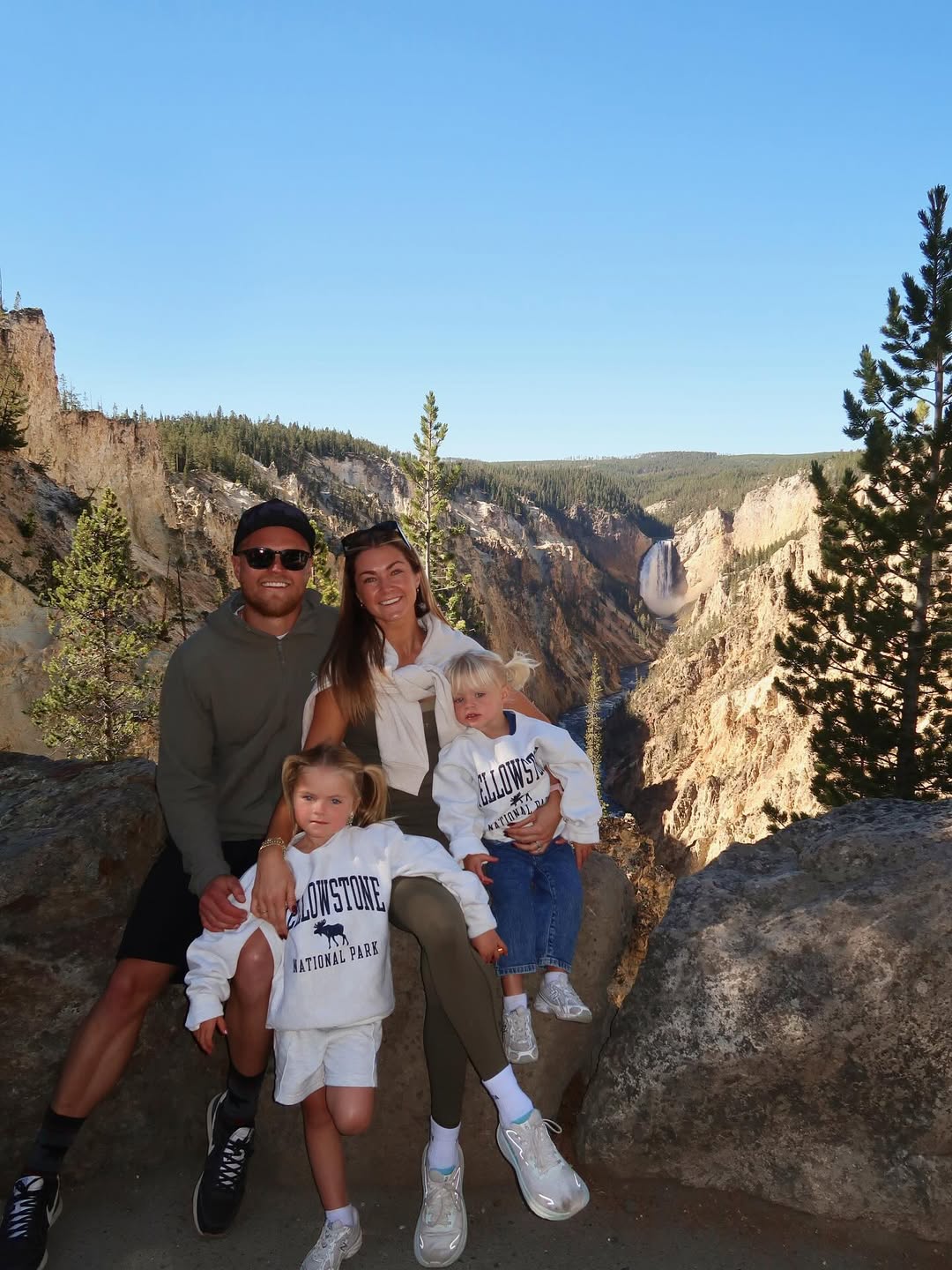 ‘Dancing With the Stars’ alum Lindsay Arnold pregnant, expecting baby ...