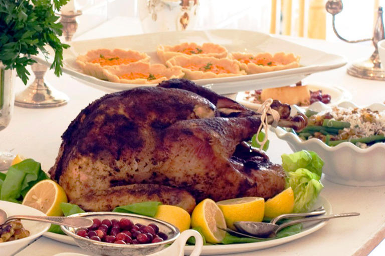 How long should I keep Thanksgiving leftovers?