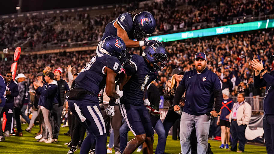 UConn's Bowl Projection After Nine-Win Season