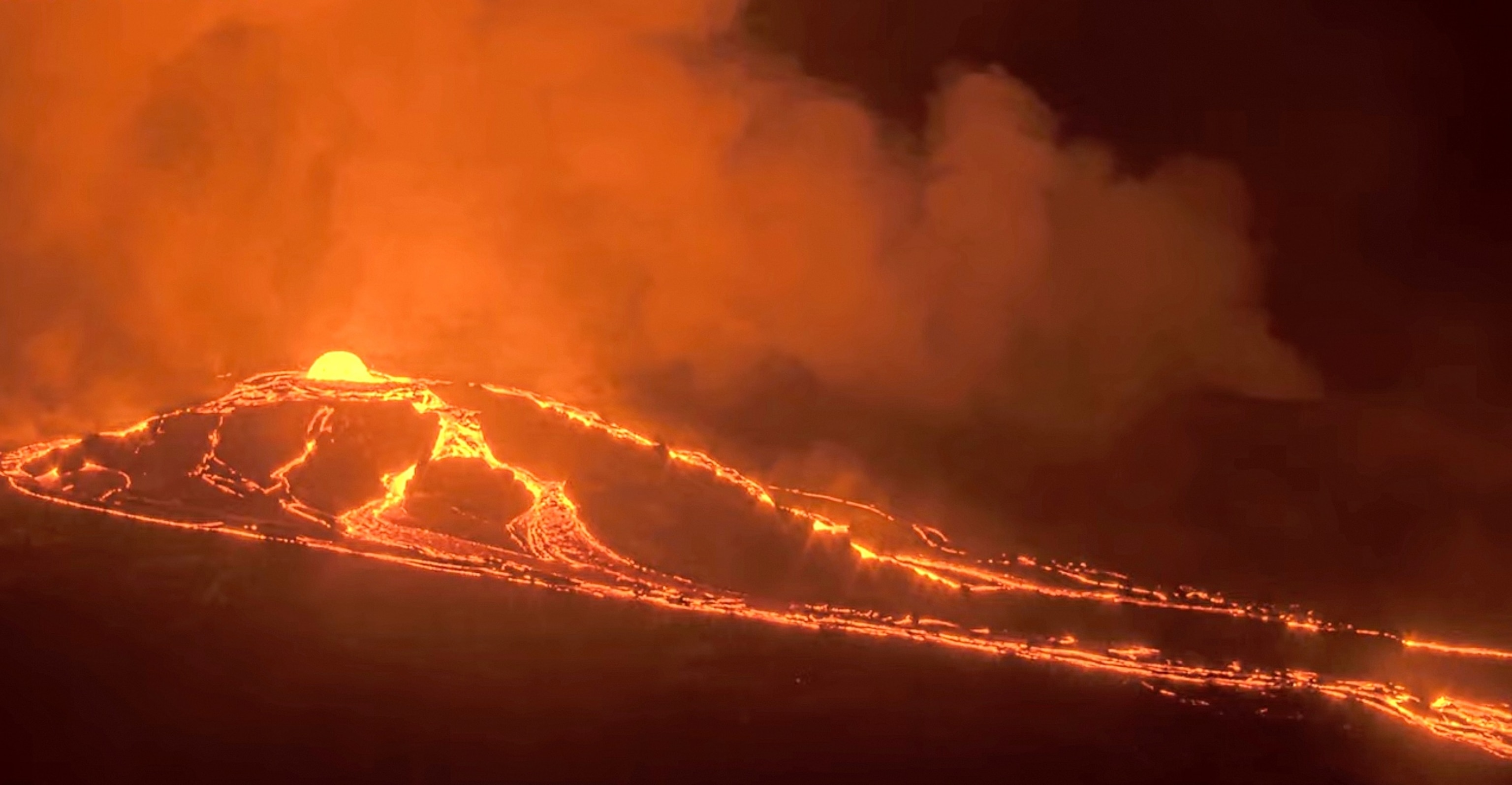 Another eruption imminent at Hawaii's Kilauea volcano, USGS says
