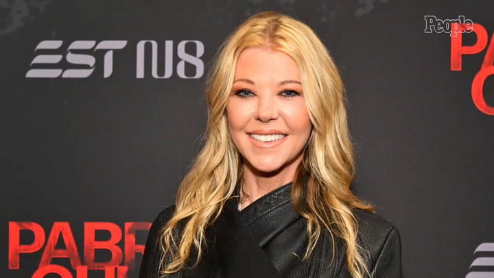 Tara Reid Taken to Hospital After Being Seen on Stretcher in Chicago ...