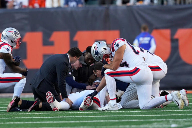 Mike Vrabel offers troubling Will Campbell update after Patriots rookie ...