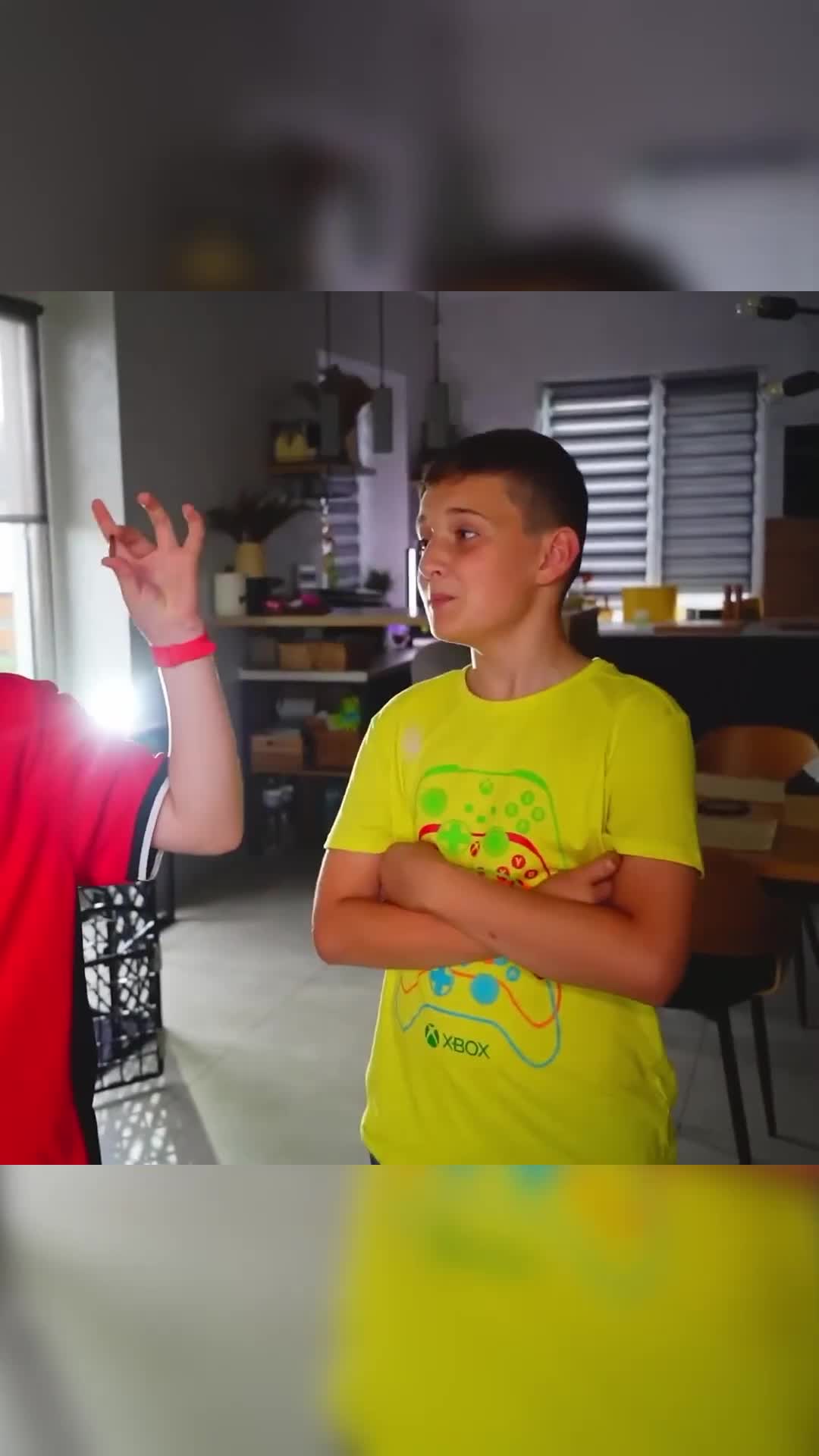 Les mots deviennent réalité! Amelka contrôle la vie de ses amis 😱 # ...