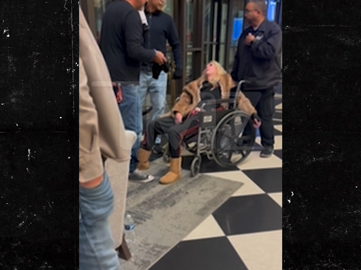 Tara Reid Claims She Was Drugged In Chicago Hotel, Hospitalized, See Video