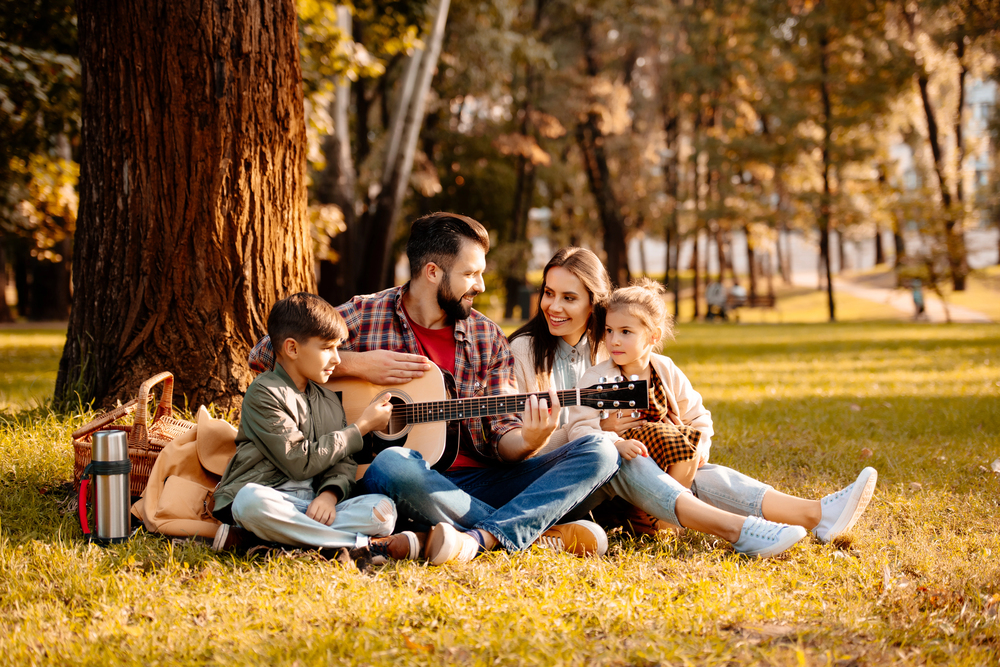 16 ideas for free outdoor weekend family fun