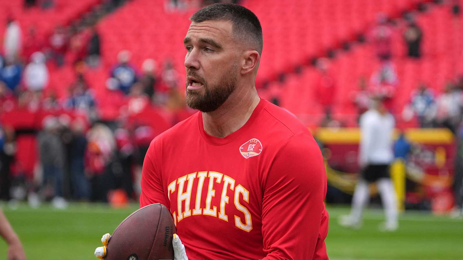 Crazy Travis Kelce stat shows he’s gearing up for Chiefs’ playoff push