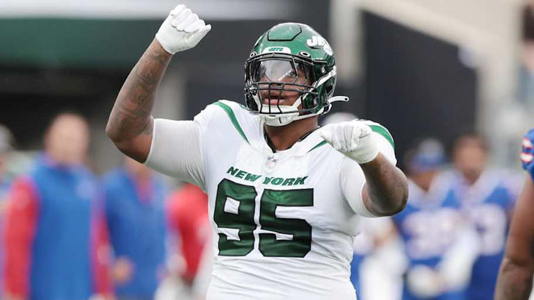Cowboys' Quinnen Williams updates status after injury scare vs. Eagles