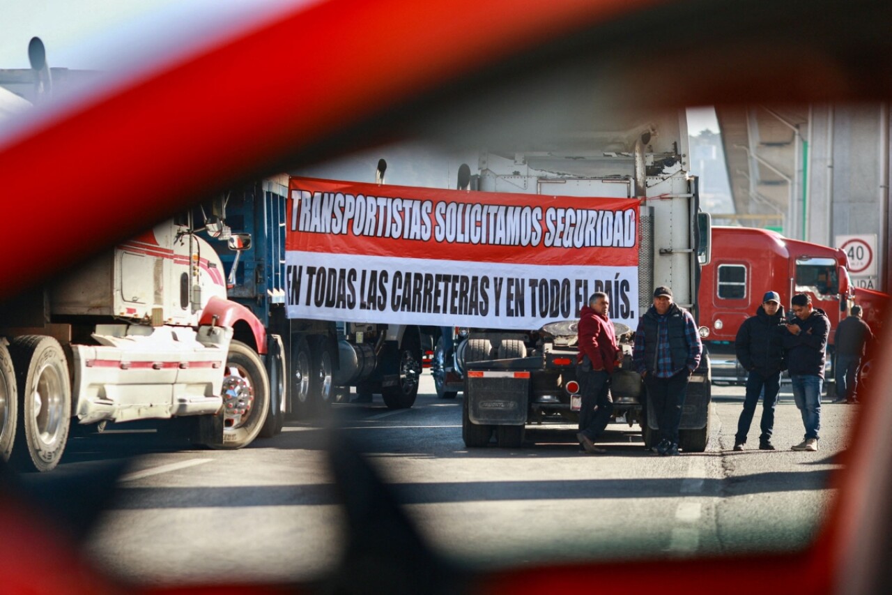 Bloqueos en carreteras hoy en vivo: paro de transportistas afecta estas ...
