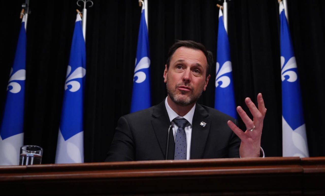 Quebec prepares to table expansion of Bill 101 to English adult education
