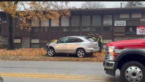 Police respond after cars crash near QC driving school office, Rock Island
